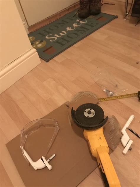 How To Fix Window A Lock Handle Quick And Easy Without Calling A Locksmith