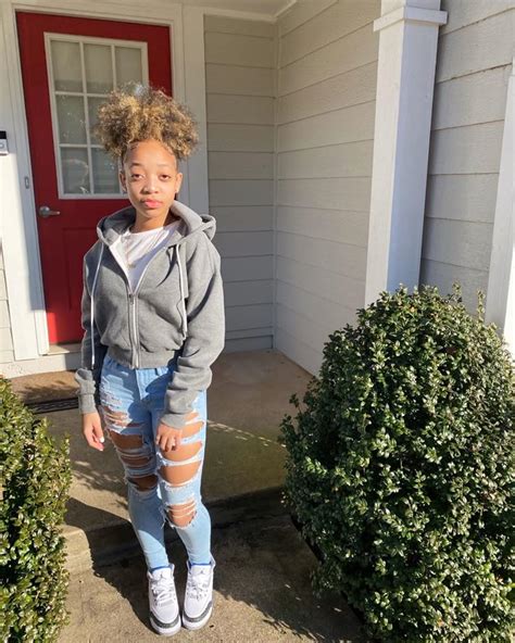 Pin By 𝐀𝐧𝐝𝐫𝐞𝐚𝐧𝐚𝐚𝐚𝐚 💜 On Girls Fits Teenage Fashion Outfits Cute Lazy