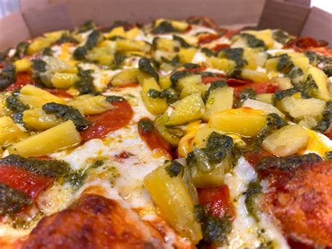 Village Host Pizza And Grill Aptos 4 Seascape Village Cheeseburger