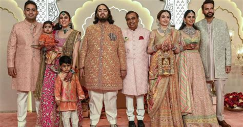 زوج امبانی طبق سنت هندو پیمان ازدواج بستند ایندیپندنت فارسی