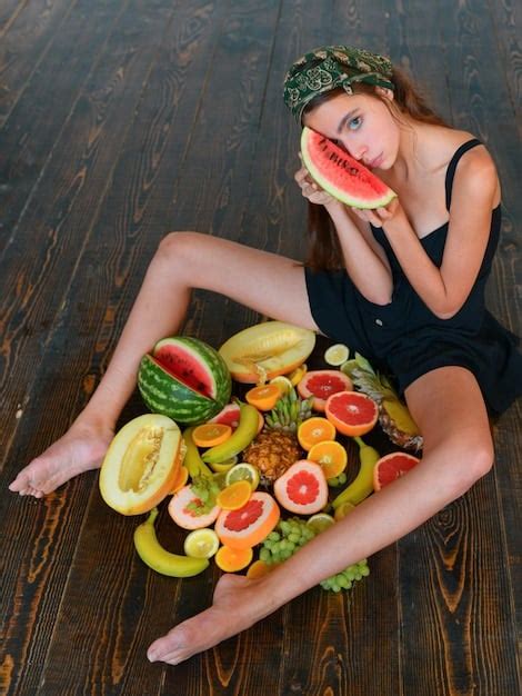 Get Leaner Abs Nutrition And Workout For Definition Strongergetcom