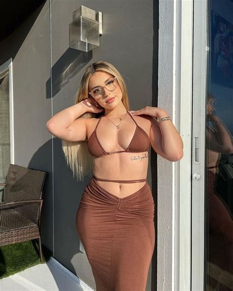Lilith Cavaliere Bio Wiki Boyfriend Height And Net Worth Biography On