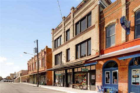 107 N Main St Lockhart Tx 78644 Loopnet