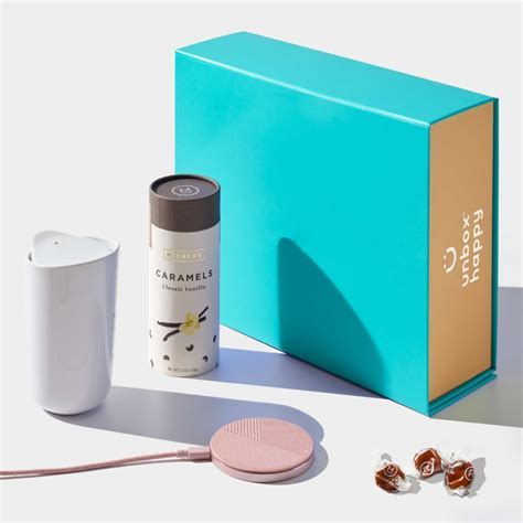 Delightly Luxe Tech Kit Pink Baudville