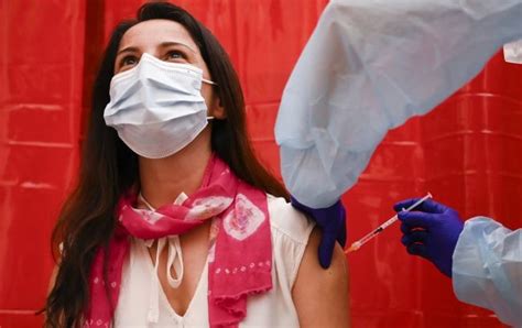 В ЄС 60 дорослого населення отримали обидві дози вакцини від коронавірусу Слово і Діло