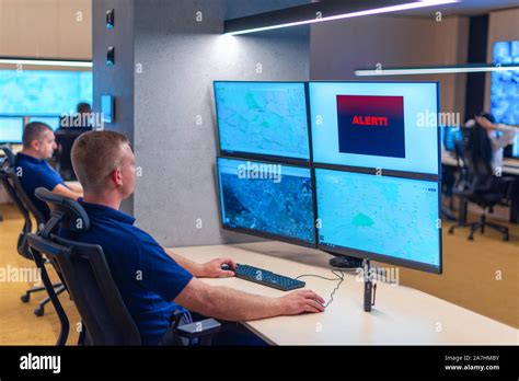 Computer Operator Hi Res Stock Photography And Images Alamy