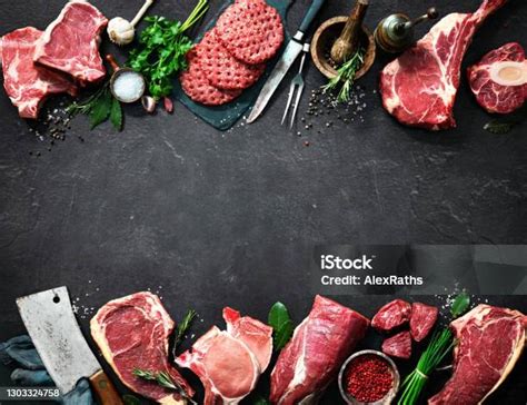 육류 건조 숙성 쇠고기 스테이크 햄버거 패티의 다양한 생 컷 고기에 대한 스톡 사진 및 기타 이미지 고기 정육점 날것