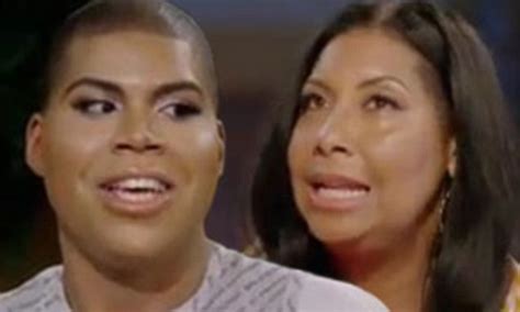 Ej Johnson And Mother Cookie Discuss His Coming Out To Father Magic