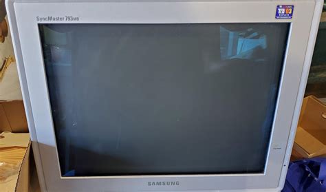 Picked Up This Free Samsung Syncmaster Vga Monitor Yesterday I Look Forward To Finally Setting