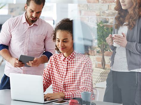 ERP system implementations Jak wybrać system ERP Kto ma go wdrażać