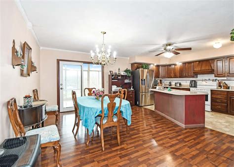 94 Kimberly Cir Fairmont Wv 26554 Mls 10162782 Redfin