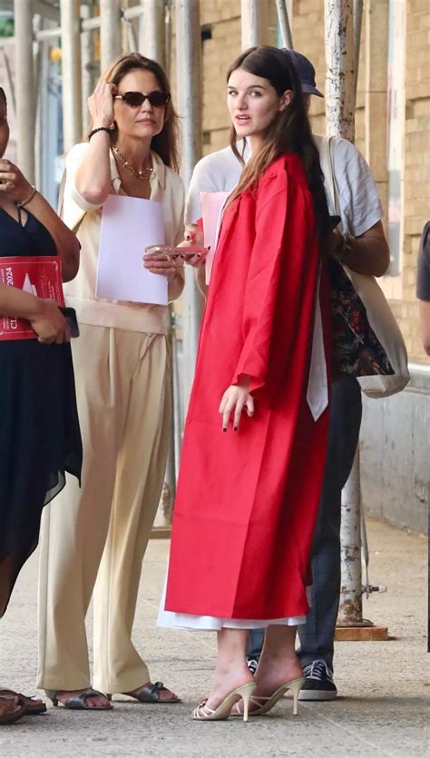 El Nuevo Nombre De Suri Cruise Es Un Homenaje A Su Mamá Katie Holmes