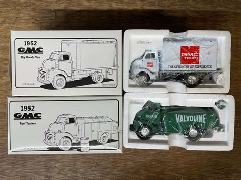 2 1 34 Gmc Box Truck Tanker Truck Nib 1st Gear Aumann Auctions Inc