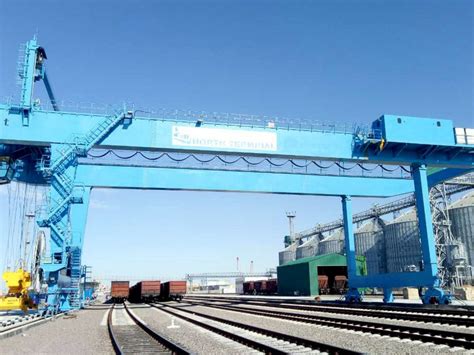 Gantry Crane For Container Lifting Port Handling Crane Equipment