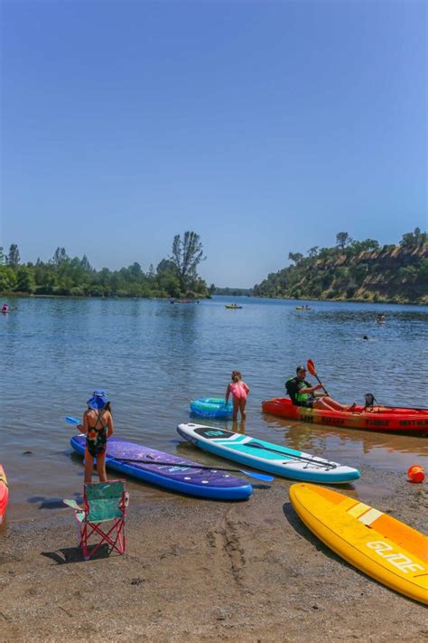Best Kayaking And Paddleboarding Spot In Folsom Lake Natoma At Black