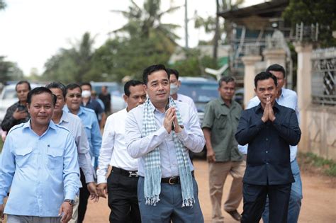 ឯកឧត្តម អ៊ុន ចាន់ដា អភិបាលនៃគណៈអភិបាលខេត្តកំពង់ចាម