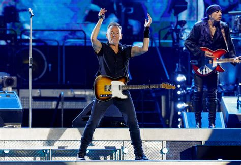 Bruce Springsteen și The E Street Band în Concert La Barcelona
