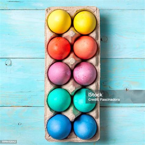 Konsep Paskah Tampilan Atas Kayu Biru Foto Stok Unduh Gambar Sekarang Bergerak Turun Biru