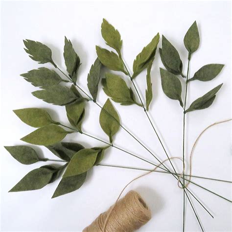 Felt Single Greenery Stem The Tsubaki