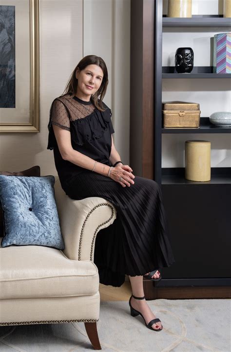 專訪sisley亞太區行銷總監 Nathalie Chesnier ：「美可以存在於很多事物中。」 Tatler Asia