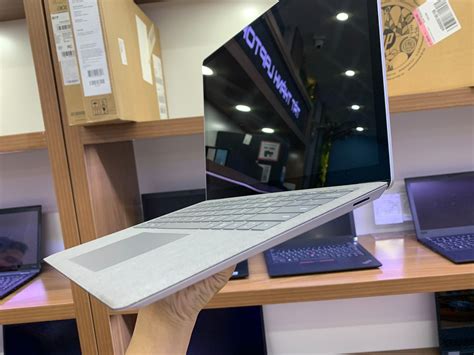 Microsoft Surface Laptop Ryzen U T T Th Nh Laptop