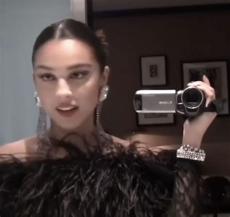 Olivia Rodrigo Grwm 2021 Met On Vogue