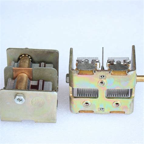 Dual Variable Capacitor 2 X 365pf Inventory Product For Tube Tuner Rad