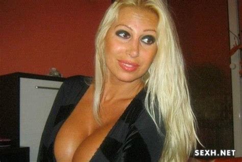 Милочки устроили эротическую сессию Pic