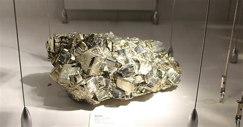 Pyrite Showing Cubic Crystalline Structure Album On Imgur