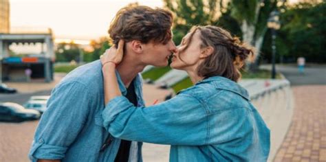 How Covid Hookup Guilt Is Preventing Singles From Having Fulfilling Sex