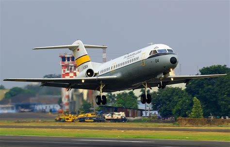 The Enduring Legacy Of The Fokker F28 Fellowship A Pioneer In Regiona