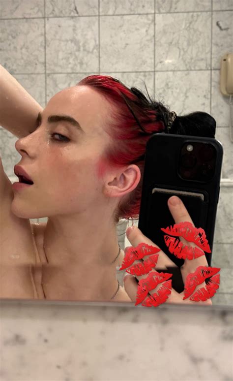 Billie Eilish Goes Back To Her Roots… Literally Billie Zwart Haar Mensen