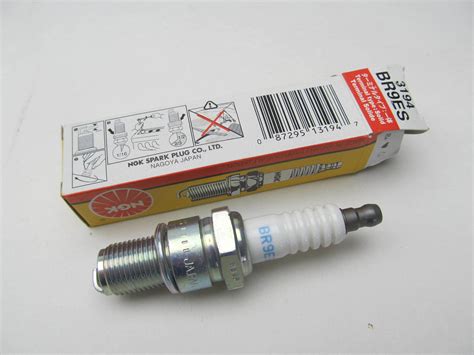 Br9es 3194 Ngk Nickel Spark Plug For Honda Atv Motorcycle Polaris Ski Doo Snowbobile Green Bay