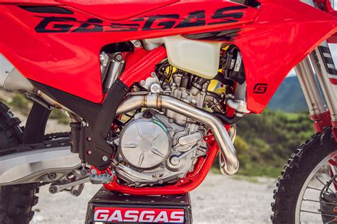 First Look 2025 Gasgas Enduro Range Ec 125 Returns Rear Suspension Updates