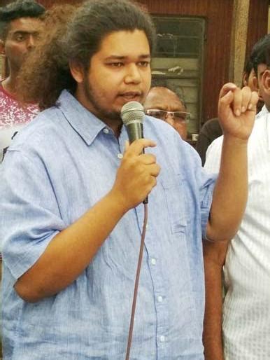 हिटलर पंतप्रधान झाल्याने देशाच्या अस्तित्वाला धोका सुजात आंबेडकर Marathi News Hitler Is