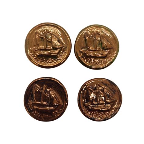 Lionel Nichols Vintage Glass Golden Ship Buttons Duttons For Buttons