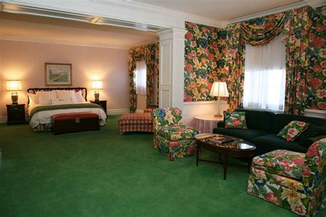 Signature Resort Rooms The Greenbrier Resort