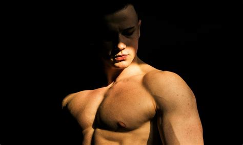 A Guide On How To Do Chest Dips The Manual