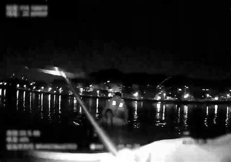 珍惜生命深圳女子壓力爆煲跳河 勇警落水救人畫面曝光有片 星島日報