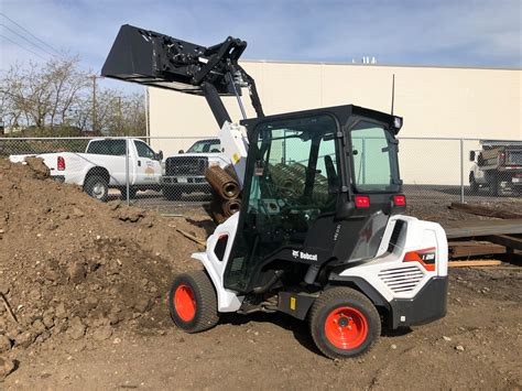 Meet The L28 Small Articulated Bobcat Of The Rockies
