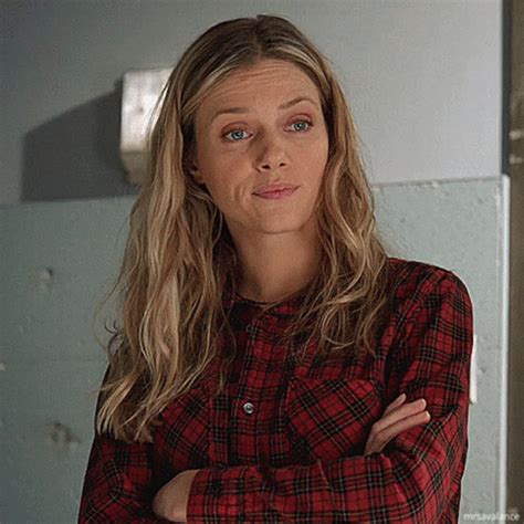 Hailey Upton Chicago Pd  Hailey Upton Chicago Pd Tracy Spiridakos