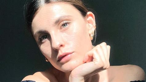 Ausgeplaudert Ex Gntm Finalistin Romina Ist Frisch Vergeben