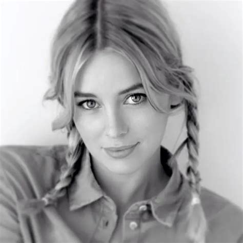 Discover More Like Beautifulfemales Keeley Hazell [irtr] And Related Content Scrolller