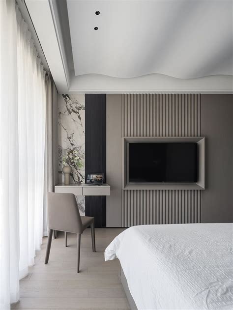 Modern Bedroom With False Ceiling Design