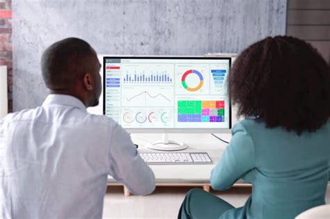 African American Data Analyst Stock Image Image Of Computer Graph 270230333