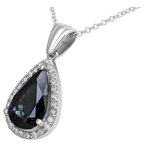 No Reserve 515 Carat Emeralds 14 Karat White Gold Necklace With