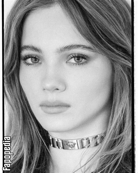 Freya Allan Nude Leaks Photo Fapopedia