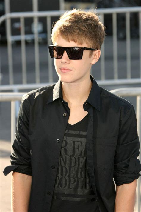 Justin Bieber Picture 1 2011 Do Something Awards Arrivals