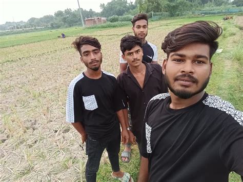 পাগলদের আড্ডা