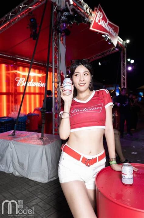 Alisa Model網 一個連盲腸都有自介影片的model網站